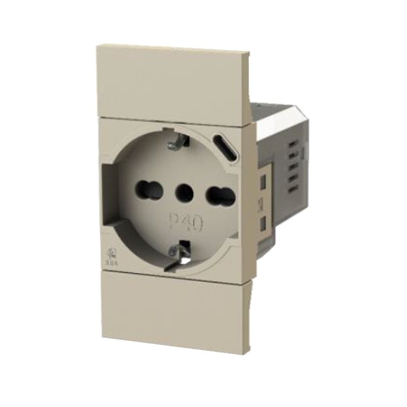 Bticino Living Now 4B.KM.P40 Bipass and Schuko 4Box P40 socket with USB ...