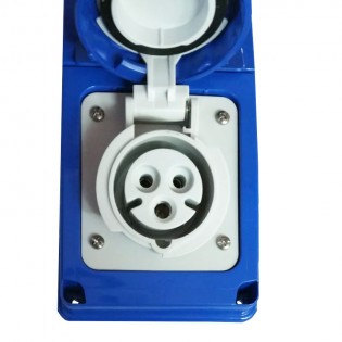 Gewiss vertical interlocked socket 2P+E 16A IP67 GW66326N