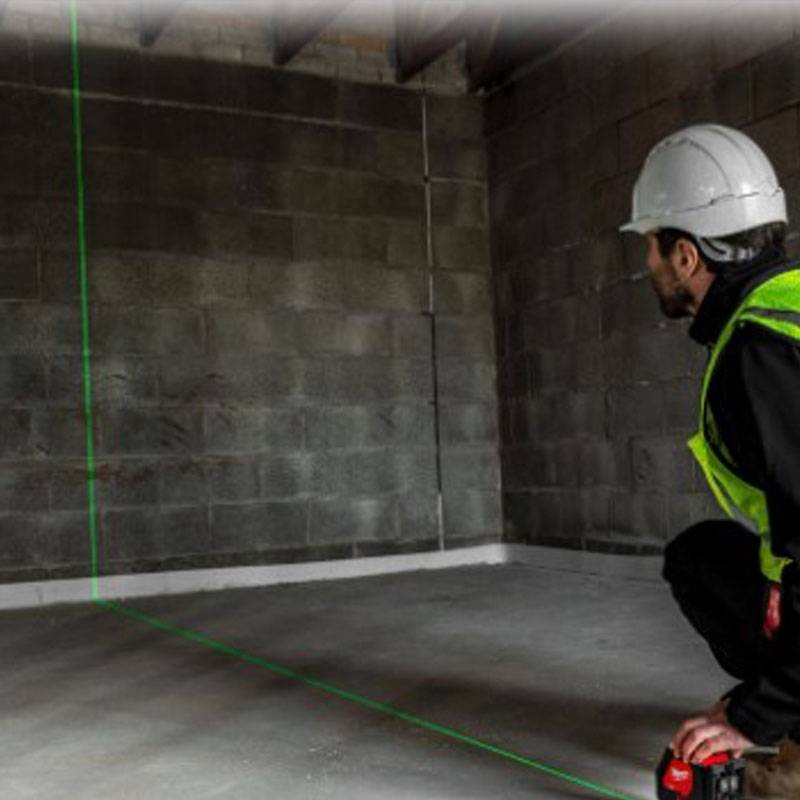 Nivel láser Milwaukee de dos líneas a batería 4933478753