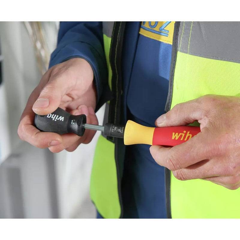 Wiha 40674 14-piece torque screwdriver set