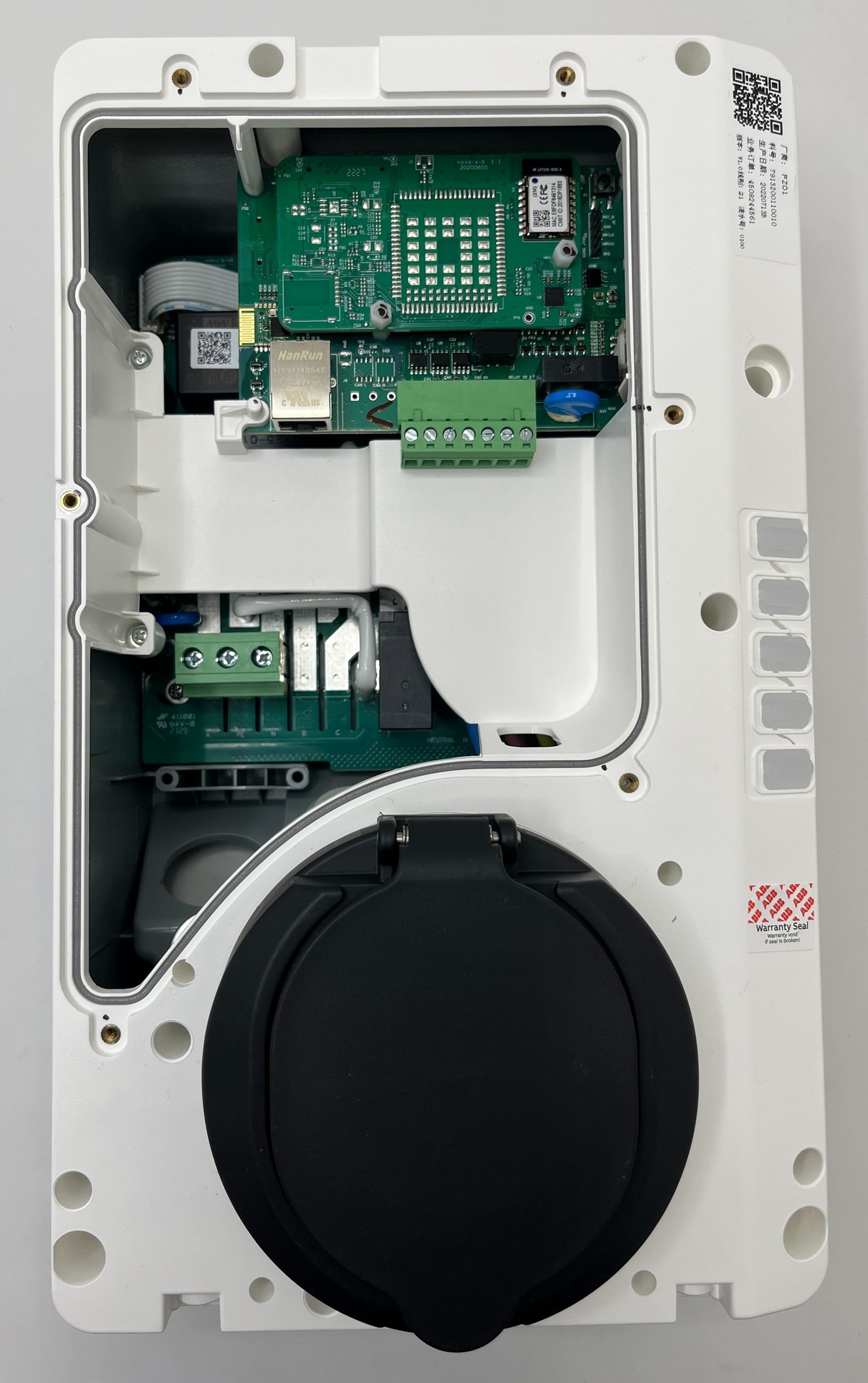 Installazione Wallbox Fai da Te in Garage: Come Fare